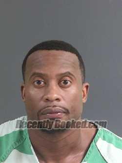 Recent Booking / Mugshot for KENNETH MCKAY SMITH in Charleston County ...