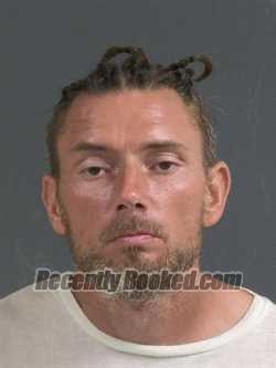 Recent Booking / Mugshot for MICHAEL LEON MCCAY MORPHY in Charleston ...