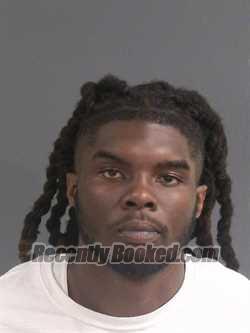 Recent Booking / Mugshot for CHRISTOPHER TREVON ROBINSON in Charleston ...