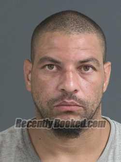 Recent Booking / Mugshot for DANIEL JOSEPH WARREN in Charleston County ...