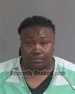 Recent Booking / Mugshot for BRITTNEY SHAMARA DAVIS in Charleston ...