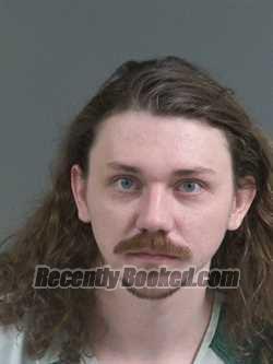 Recent Booking / Mugshot for BENJAMIN REID PERRY in Charleston County ...