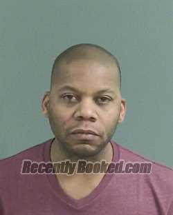 Recent Booking / Mugshot for CHRISTOPHER ANTWAIN HINSON in Charleston ...