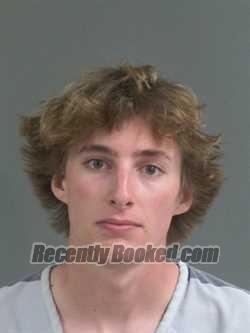 Recent Booking / Mugshot for TY EDWARD SEEL in Charleston County, South ...