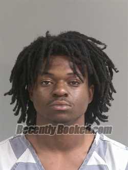 Recent Booking / Mugshot for GENARD BENJAMIN FELDER in Charleston ...