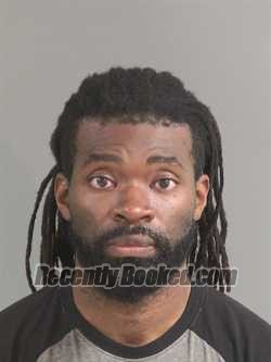 Recent Booking / Mugshot for BRANDON RASHAD BENJAMIN in Charleston ...