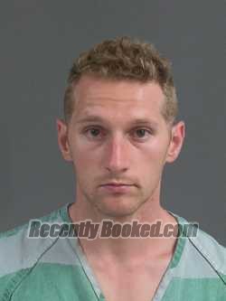 Recent Booking / Mugshot for BRIAN LEE ROACH in Charleston County ...