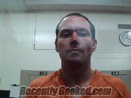 Recent Booking / Mugshot for STEVEN GAGE BUSBY in Walker County, Alabama
