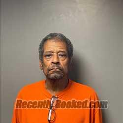 Recent Booking / Mugshot for KIM SCOTT in Walker County, Alabama