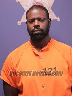 Recent Booking / Mugshot for SKYLAR GARRETT DICKERSON in Iberville ...