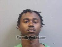 Recent Booking / Mugshot for DAQUAVIUS ZYMON SEEGARS in Chesterfield ...