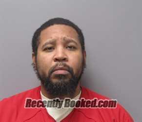 Recent Booking / Mugshot for RONALD DARNELL RAINEY in Lafourche Parish ...
