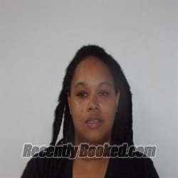 Recent Booking / Mugshot for DAQUIETTA MARKESHIA DAVIS in Ouachita ...