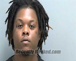 Recent Booking / Mugshot for GENIKI THOMAS in Darlington County, South ...
