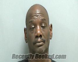 Recent Booking / Mugshot for KENNETH LEE MCCOLLUM in Darlington County ...