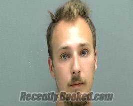 Recent Booking / Mugshot for COLE DAVID BEATTIE in Darlington County ...