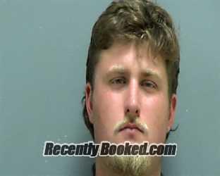 Recent Booking / Mugshot for LANDON NEAL GRIFFIN in Darlington County ...