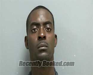 Recent Booking / Mugshot for ERIC DELONTA BRUNSON in Darlington County ...
