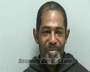 Recent Booking / Mugshot for ROBERT LEE JR. JOSEY in Darlington County ...