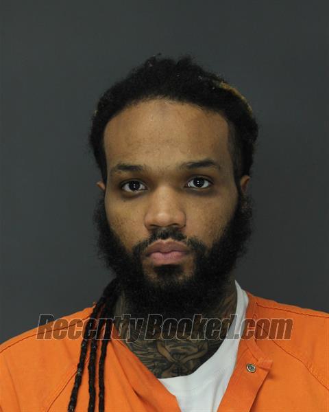 Recent Booking / Mugshot for DAQUAN K RAGLAND in Bergen County, New Jersey