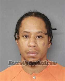 Recent Booking / Mugshot for DWAYNE EVERETT in Bergen County, New Jersey