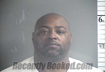 Recent Booking / Mugshot for MICHAEL A THOMAS in Cumberland County, New ...