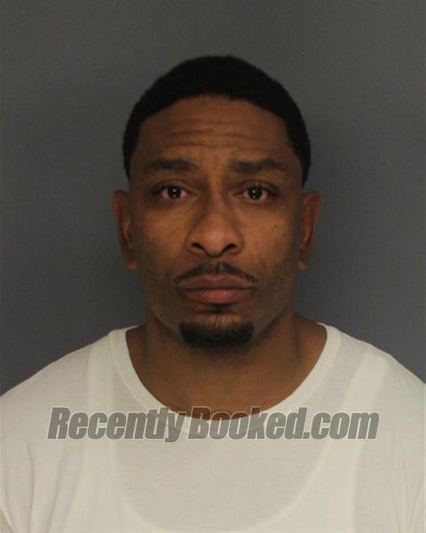 Recent Booking / Mugshot for ANTHONY M COOK in Essex County, New Jersey