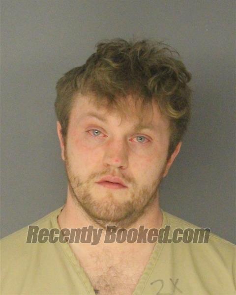 Recent Booking / Mugshot for DANIEL BOYLE in Essex County, New Jersey