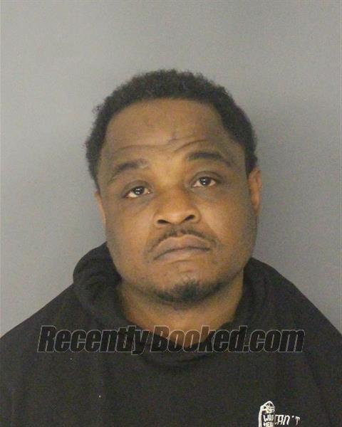 Recent Booking / Mugshot for JOSEPH T DENT in Essex County, New Jersey