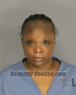 Recent Booking / Mugshot for DANIELLE D GAINER in Essex County, New Jersey