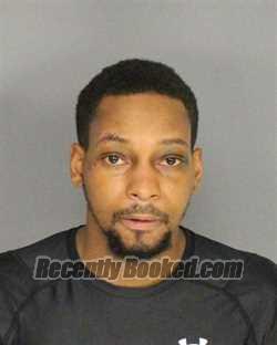 Recent Booking / Mugshot for MICHAEL A THOMAS in Essex County, New Jersey