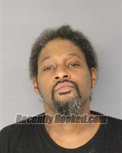 Recent Booking / Mugshot for RICHARD R BURCHETT in Essex County, New Jersey