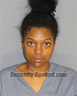Recent Booking / Mugshot for CHAYLAH MCCRAY in Essex County, New Jersey