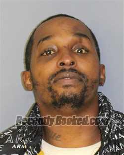 Recent Booking / Mugshot for TAUHEED A MCLEAN in Essex County, New Jersey