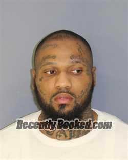 Recent Booking / Mugshot for JULIAN J HINTON in Essex County, New Jersey