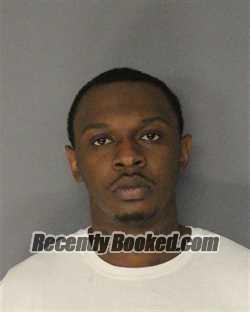 Recent Booking / Mugshot for KEVONE K CADE in Essex County, New Jersey