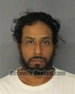 Recent Booking / Mugshot for JAMES E SMITH in Essex County, New Jersey