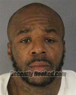 Recent Booking / Mugshot for JAMEEL RUTLEDGE in Essex County, New Jersey