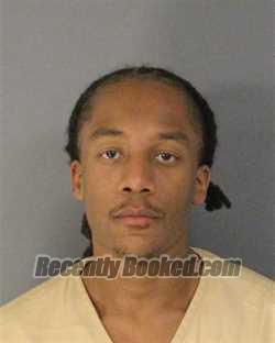 Recent Booking / Mugshot for JAVON C PITTMAN in Essex County, New Jersey
