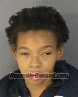 Recent Booking / Mugshot for SHANIYAH S TUCKER in Essex County, New Jersey