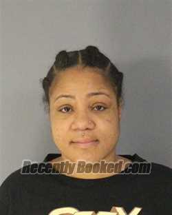 Recent Booking / Mugshot for MAKEEDAH S HAYES in Essex County, New Jersey
