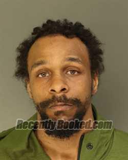 Recent Booking / Mugshot for LAWRENCE BERRY in Essex County, New Jersey