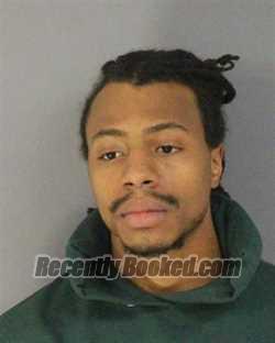 Recent Booking / Mugshot for MICHAEL THOMAS in Essex County, New Jersey