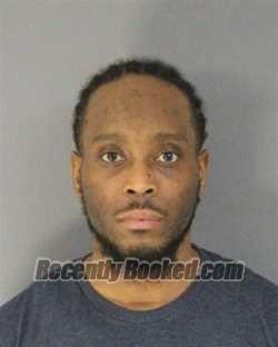 Recent Booking / Mugshot for MICHAEL B WHITE in Essex County, New Jersey