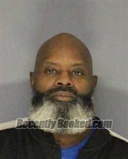 Recent Booking / Mugshot for KEVIN L WALKER in Essex County, New Jersey