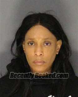 Recent Booking / Mugshot for DESIREE WILLIAMS in Essex County, New Jersey