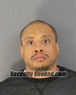 Recent Booking / Mugshot for DARRYL D TERRY in Essex County, New Jersey