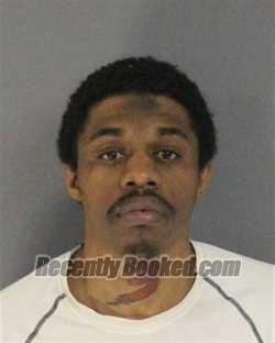 Recent Booking / Mugshot for ELIJAH J GREGORY in Essex County, New Jersey