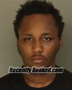 Recent Booking / Mugshot for SHAMERE FOX in Essex County, New Jersey