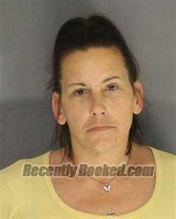 Recent Booking / Mugshot for JENNIFER DAY in Essex County, New Jersey